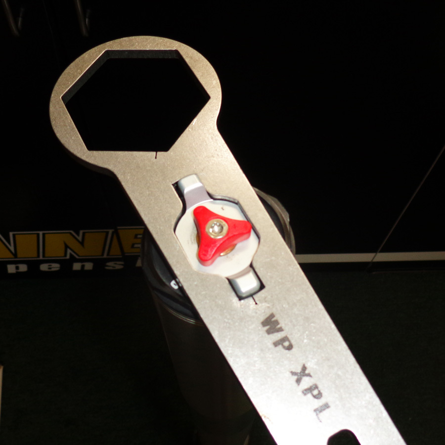 Multifunctional wrench WP AER/XACT-XPlor-Cone Valve