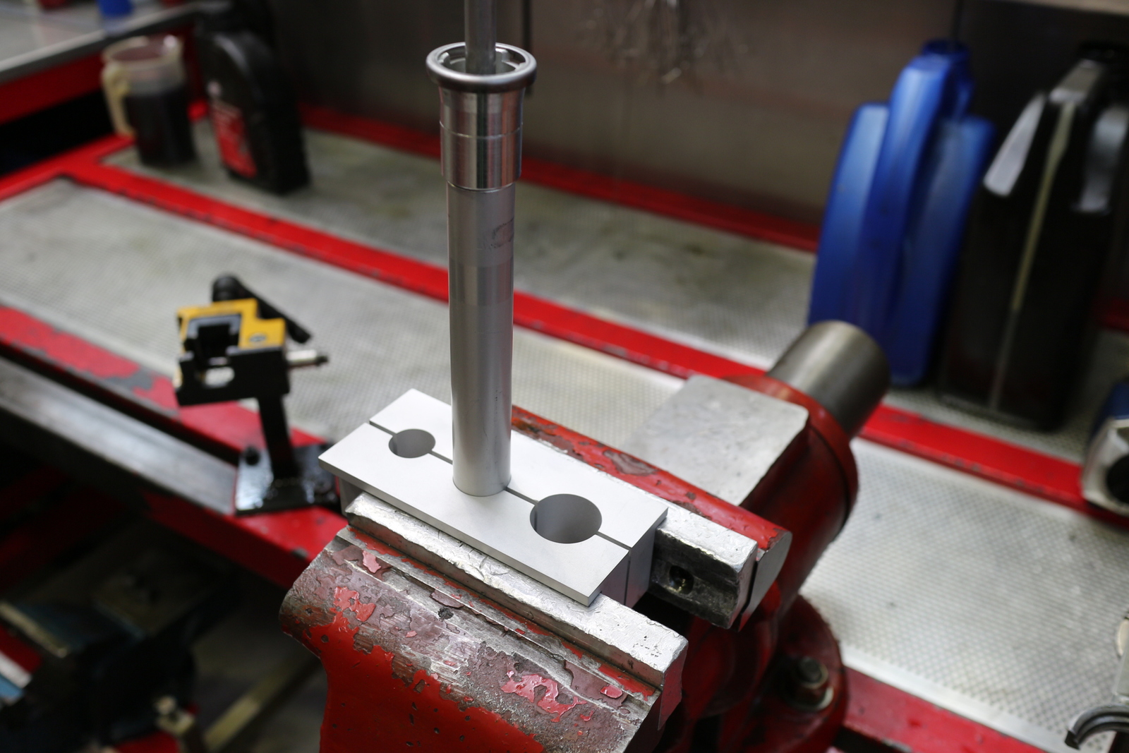 Shaft Clamp - 20 / 24 / 28mm